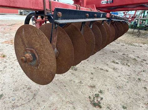 Case Ih 6700 Disc Chisel 11 Shank Buster Bar Leveler Albrecht Auction Service Case Ih 6700 Disc Chisel 11 Shank Buster Bar Leveler Albrecht Auction Service
