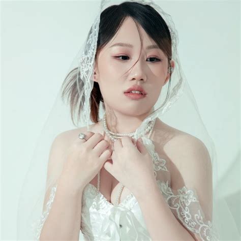 Rαɴee Raneechoo • Threads Say More