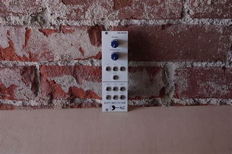 Nonlinear Circuits Neuron Difference Rectifier [used] Reverb