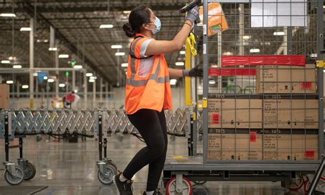 Caleres Inc Is Currently Hiring Multiple Candidates For Warehouse