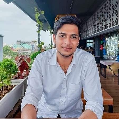 Rayan Alam Listen On Spotify Linktree