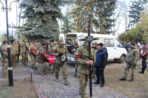 На Полтавщині попрощалися з трьома полеглими військовими Новости Section Ukr Net
