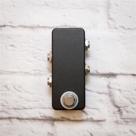 Guitar Bazaar True Bypass Loop Switcher Reverb