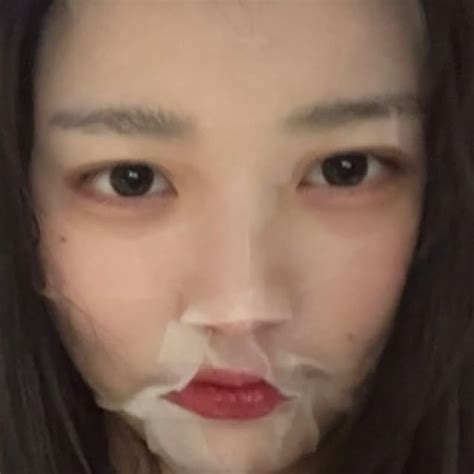 偷偷抒發一下 大數據不要幫我 一上來就直接看到有人在罵🐰 我真的快心疼死⋯ 常常關注我限動或是有在看花絮都知道 🐰是一個在暗中多努力練習 別人在玩耍她還在練習的那種人 不只是一兩次而是常態 在