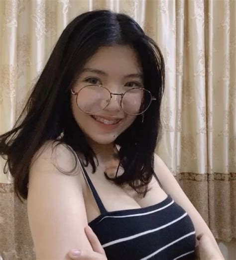 เด็กสมัยนี้โตไวจัง ฝากกดไลท์ กดแชร์ด้วยนะค่ะ เดียวจะหาลงให้บ่อยๆ