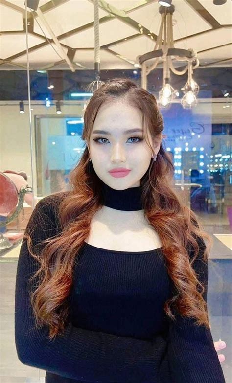 Life Is Undral Life Is Undral Added A New Photo