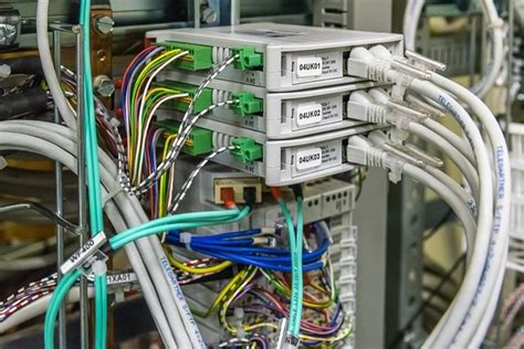 5 Langages De Programmation De Plc Pour Maîtriser Lautomatisation Industrielle Electrotuto