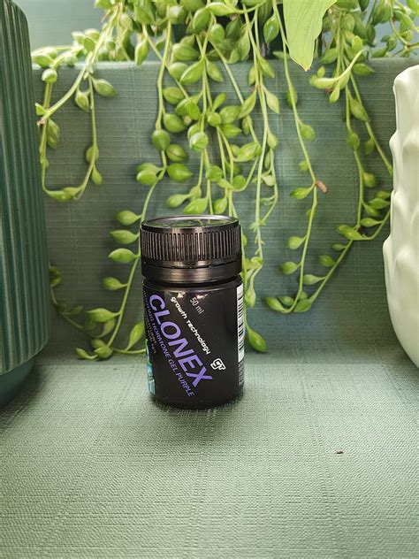 Growth Technology Clonex Rooting Hormone Gel Purple 50ml Leaf Of