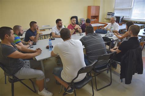 УНСС Информационна среща на тема „Ела да научиш как да получиш