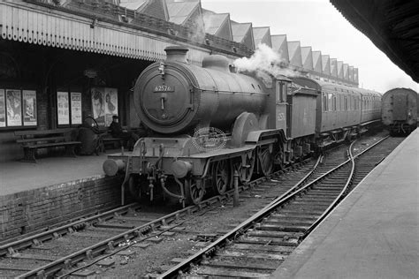 The Transport Library Br British Railways Steam Locomotive 61562 Class Gresley Holden Class