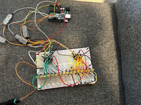two serialized tpic6b595 shift registers behaving oddly with pwm leds