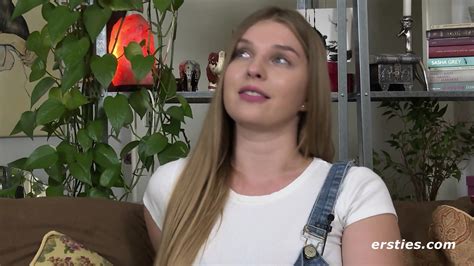Ersties Sexy Blonde Babe Gets Herself Off