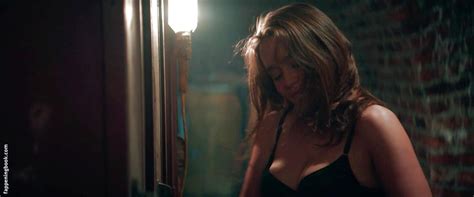 Emilia Clarke Clarkeyxo Nude Onlyfans Leaks Fappening Page Fappeningbook