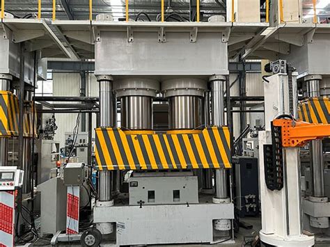 Plastic Pallet Machine 1600 Tons Pressure