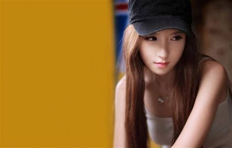 Download Wallpaper Girl Blouse Long Hair Beautiful Pretty Lips