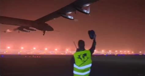 Самолет на солнечных батареях прервал кругосветное путешествие