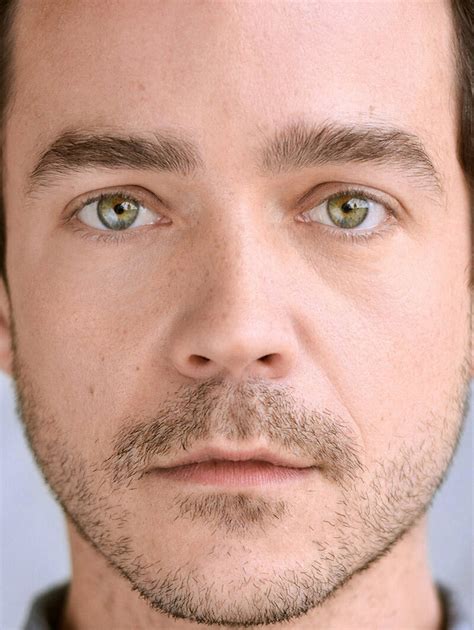 Birkett Turton Ecartelera