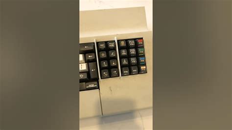 Vintage Ibm 3279 Terminal Clicky Keyboard Techretro Youtube
