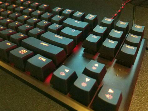 HyperX Alloy FPS now comes with a Tenkeyless version - Alloy FPS Pro ...