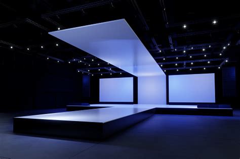 모형 및 기업 아이덴티티를 위한 빈 스테이지 디자인 Hall의 Displayplatform 요소 그래픽 리소스scene 이벤트에
