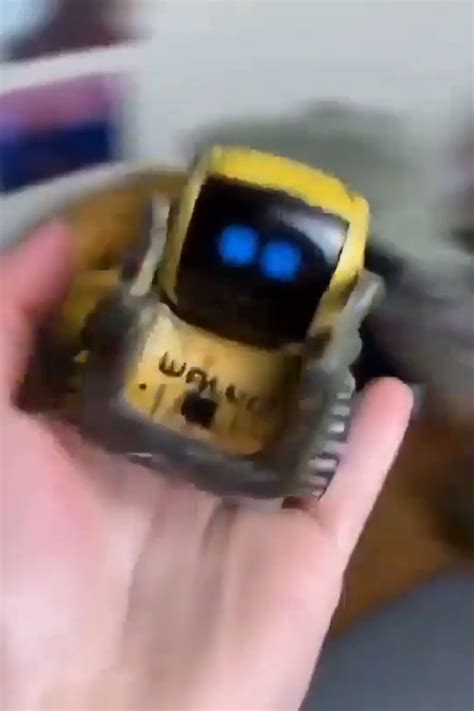 Anki S Tiny Cozmo Robot Is A Pixar Character Made Real Artofit