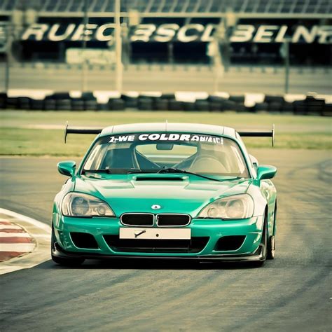 Premium Photo Racing Automobile Overtakes Swift Photo