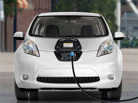 Улаанбаатар хотын 25 байршилд цахилгаан автомашин цэнэглэх станц барина