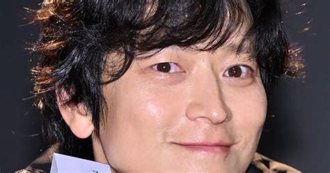 [사진]강동원 클로즈업을 부르는 눈맞춤 미소