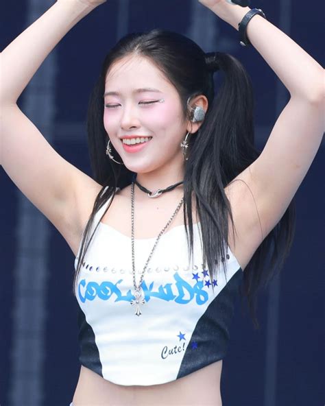 K-Pop Armpit | #ive #yujin #kpoparmpit #armpits #armpit #겨드랑이 #脇の下 #รักแร้ #腋窩 #腋窝 | Instagram