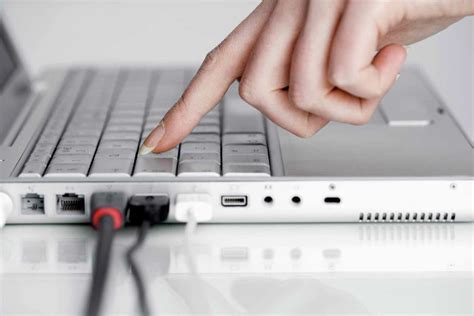 How To Restore The Hotkeys On A HP Laptop