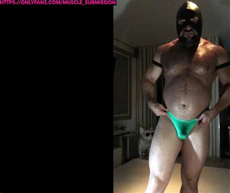 Worshipe Huge Bodybuilder Before Wrestle ThisVid Com