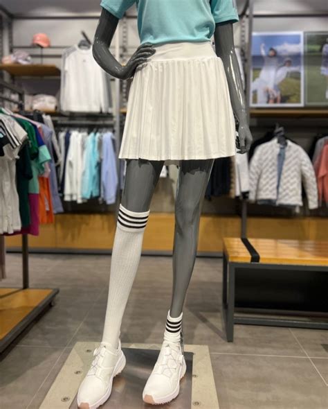 아디다스 여성 골프의류 골프 바지 스커트 모자 네이버 블로그