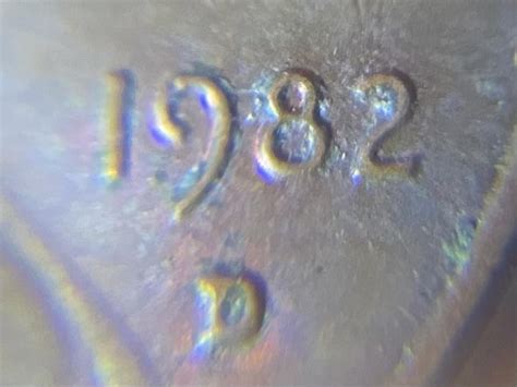 1982 Small Date Vs Large Date Rcoins