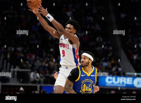 Detroit Pistons Forward Ausar Thompson 9 Intercepts A Pass Intended For Golden State Warriors