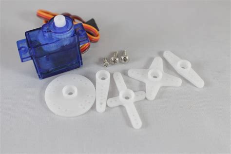 9g Continuous Servo Motor 360 Degrees Barnabas Robotics Reviews