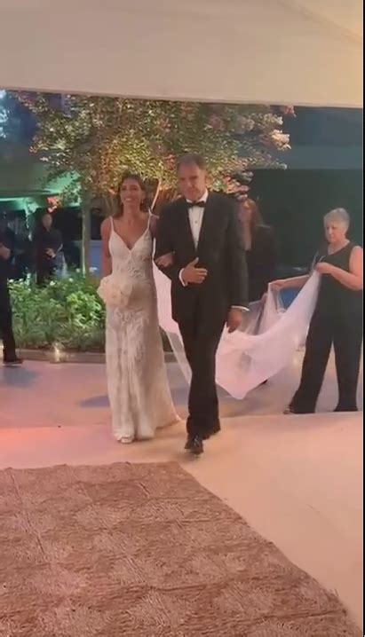 El Glamoroso Look De Novia De Camila La Hija De Daniel Hadad
