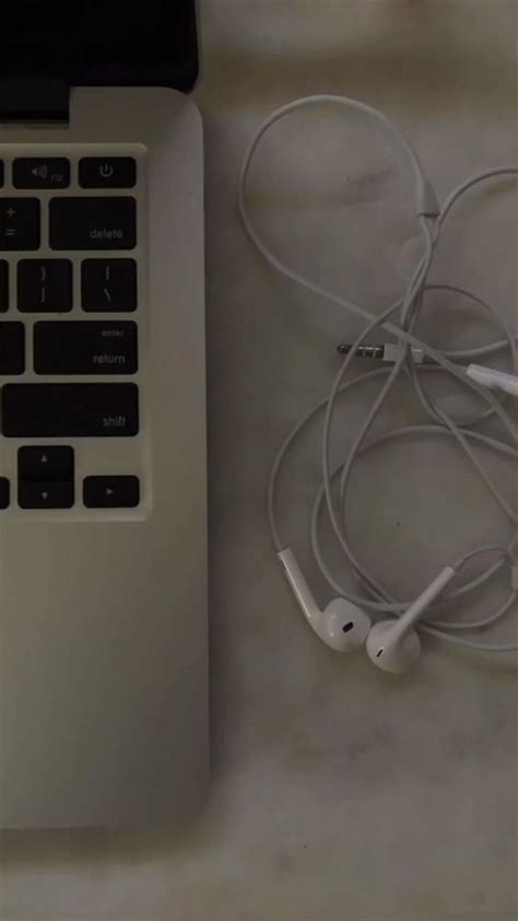 Aesthetic Apple Earphones Wired Headphones White Earbuds