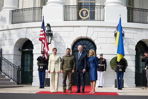 Зеленський і Байден розпочали зустріч у Білому домі