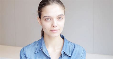 How To Correctly Apply Eye Cream