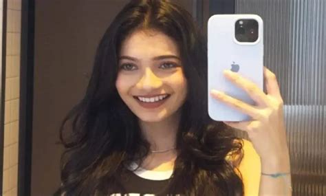 Ratu Sofya Ikut Lomba 17 Agustus Rahasia Di Balik Antusiasme Artis Ini