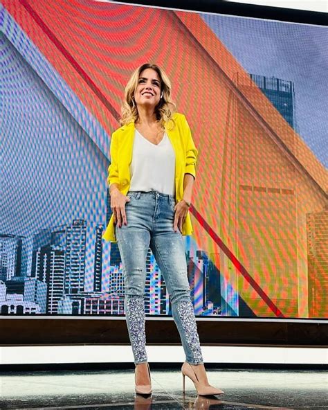 A Sus 50 Años Marina Calabró Confirma Que Es La Reina De Los Jeans