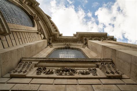 An Angled Perspective Of St Paul S Cathedral Highlights Its Sculpted Facade And Elegant Curved