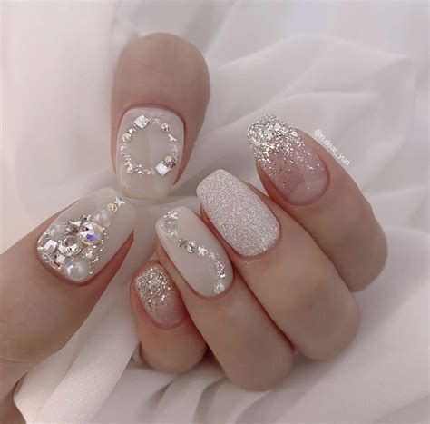 「nail」おしゃれまとめの人気アイデア｜pinterest｜서현 권 マニキュアのアイデア ネイルのアイデア スタイリッシュなネイル