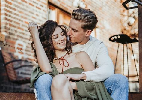 How To Build Sexual Tension What To Do To Get Laid