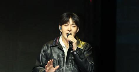 솔로 무대 선보이는 비투비 이창섭