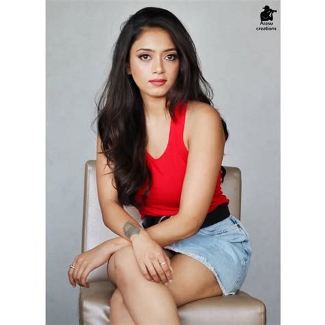 Sahana Yash (@sa_hana_gowda) • Threads, Say more
