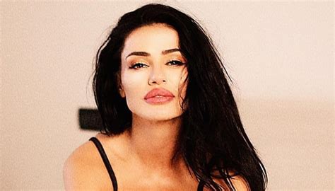Chi è Andreea Sasu La Modella Che Avrebbe Conquistato Iannone