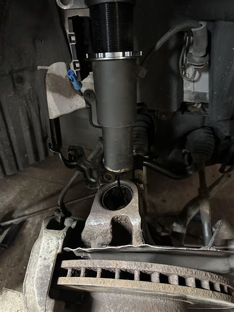 Coilover Install Issue On My 06 530xi Re60