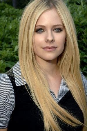 PornPic XXX Avril Lavigne