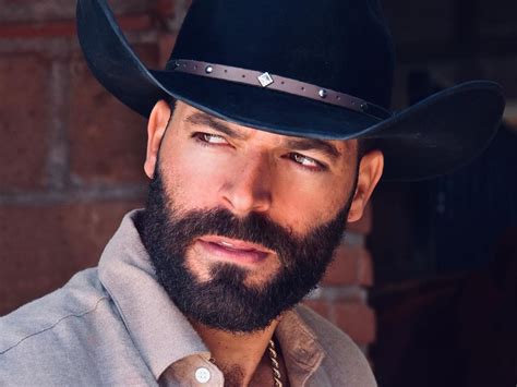 Quién Es Adrián Di Monte Biografía Carrera Y Fotos Del Actor Y